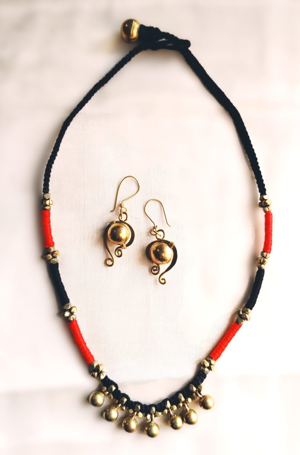 Authentic Dokra necklace with earrings, brass beaded, red&black colour ...